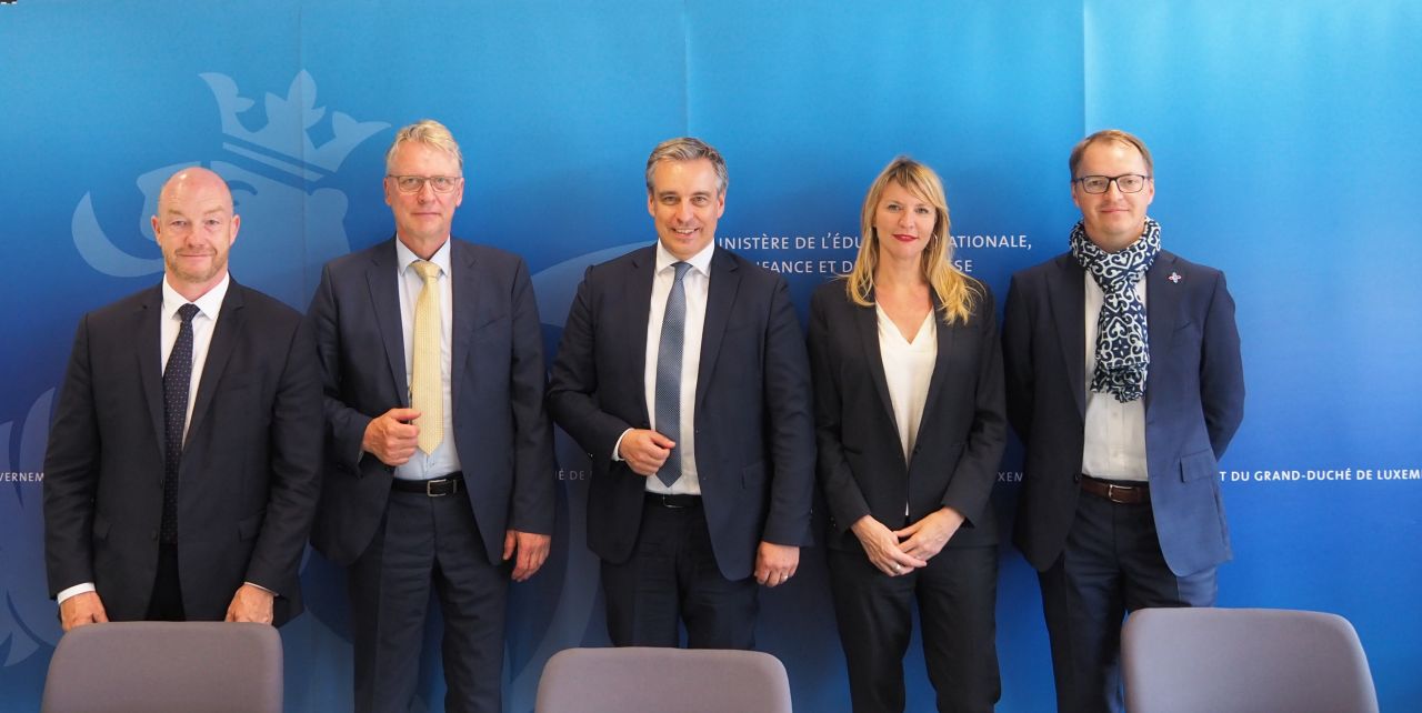 Lancement du Digital Learning Hub : une étape importante pour renforcer ...